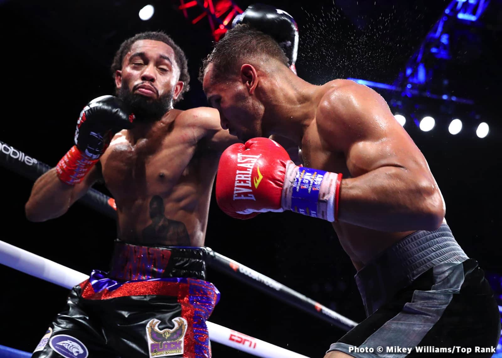 Results / Photos: Vasiliy Lomachenko Rallies To Defeat Jamaine Ortiz - Boxing News 24